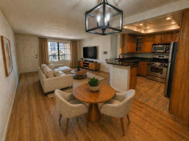 2 Br, 2 bath, Condo 12580 Carmel Creek Rd