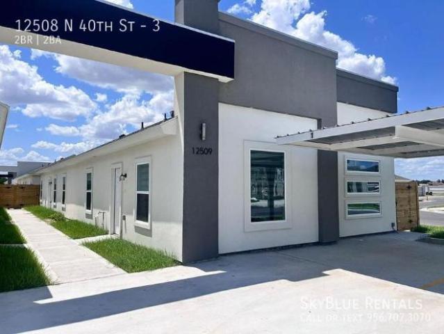 2 Br, 2 bath, Condo 12508 N 40th St