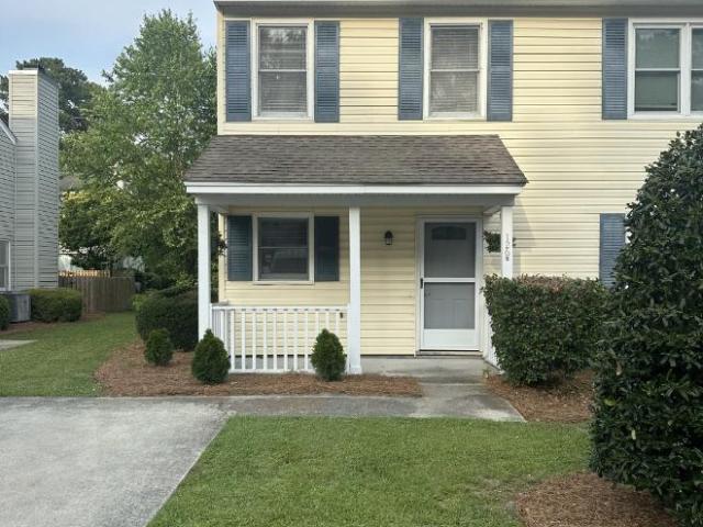 2 Br, 2 bath, Condo 126 Lullwater Dr