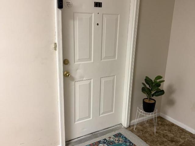 2 Br, 2 bath, Condo 1286 Ox Rd