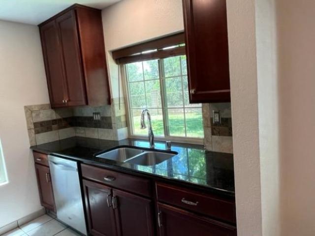 2 Br, 2 bath, Condo 13076 Wimberly Sq