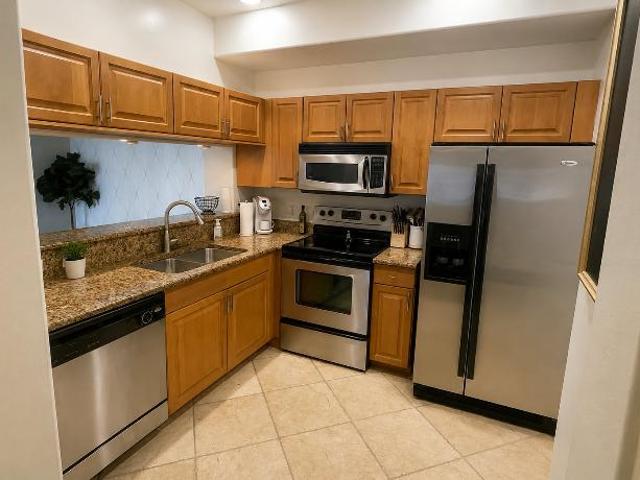 2 Br, 2 bath, Condo 13141 Bella Casa Cir