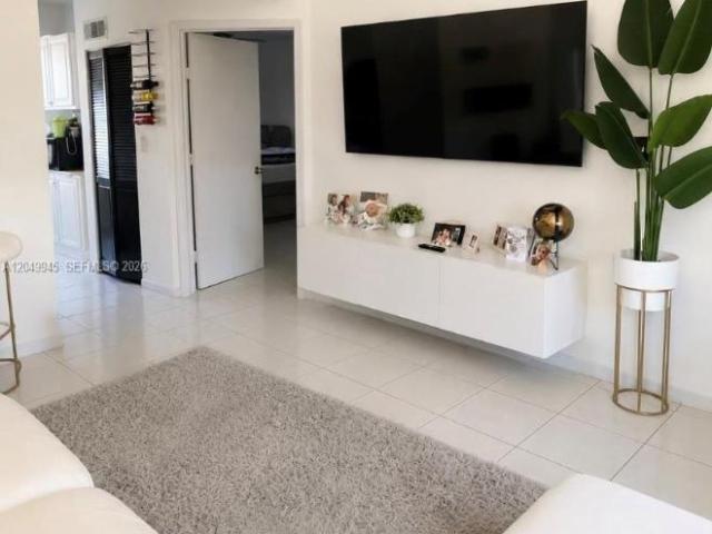 2 Br, 2 bath, Condo 13165 SW 64th Ter