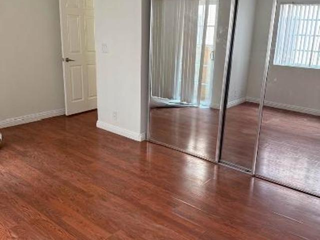 2 Br, 2 bath, Condo 1316 N Columbus Ave