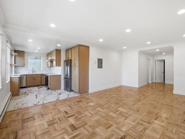 2 Br, 2 bath, Condo 1310 Jones Street
