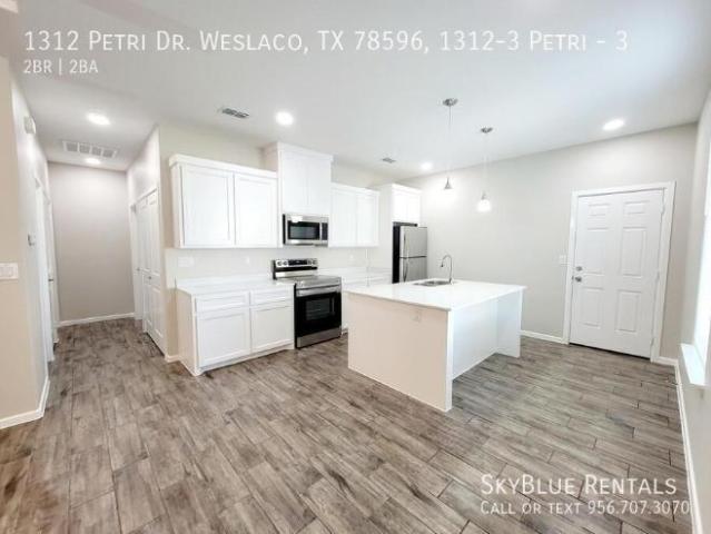 2 Br, 2 bath, Condo 1312 Petri Dr