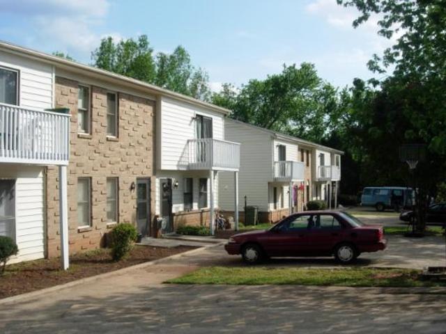 2 Br, 2 bath, Condo 131 Carriage Pl