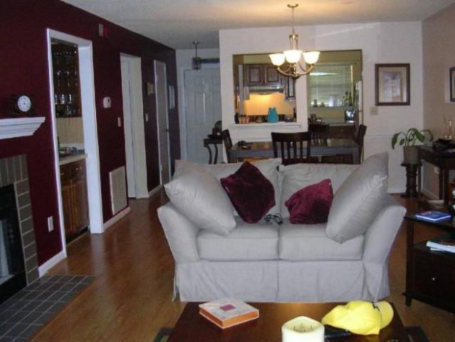 2 Br, 2 bath, Condo 132 Edgewater Ln