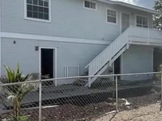2 Br, 2 bath, Condo 132 N Yale Ave