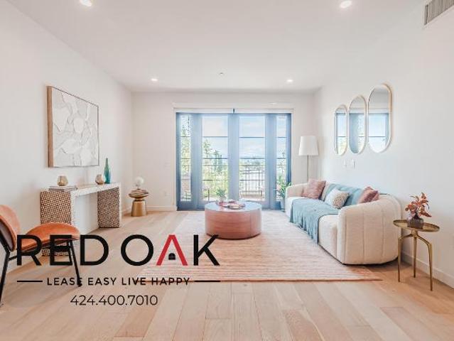 2 Br, 2 bath, Condo 1333 S Orange Grove Ave
