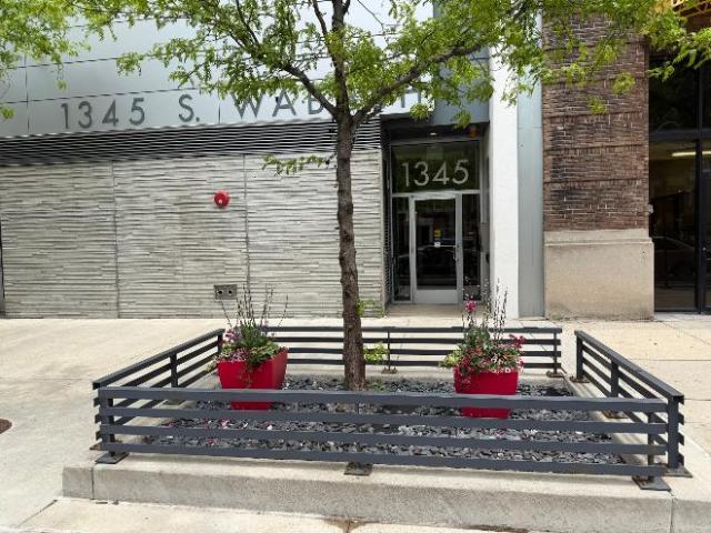 2 Br, 2 bath, Condo 1345 S Wabash