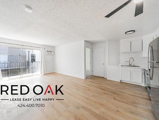 2 Br, 2 bath, Condo 134 N Mariposa Ave