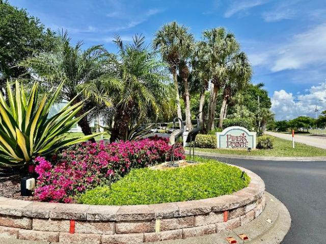 2 Br, 2 bath, Condo 137 Wading Bird Cir