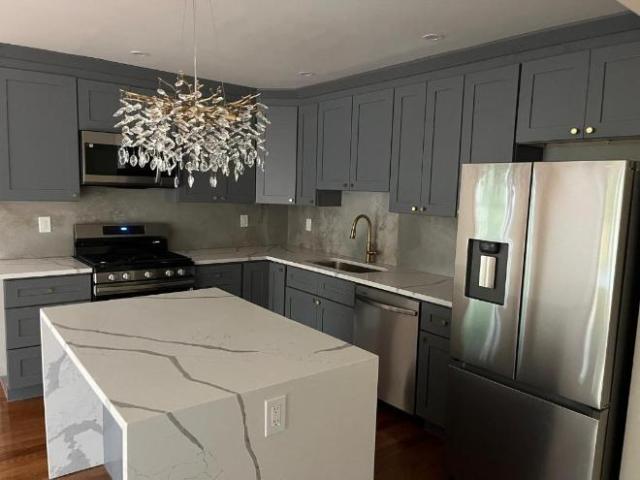 2 Br, 2 bath, Condo 138 37th Street
