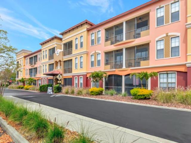 2 Br, 2 bath, Condo 13941 Clubhouse Dr