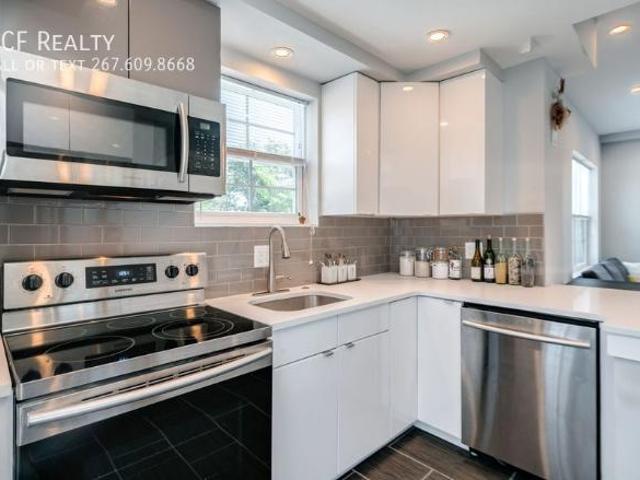 2 Br, 2 bath, Condo 17 S 44th St