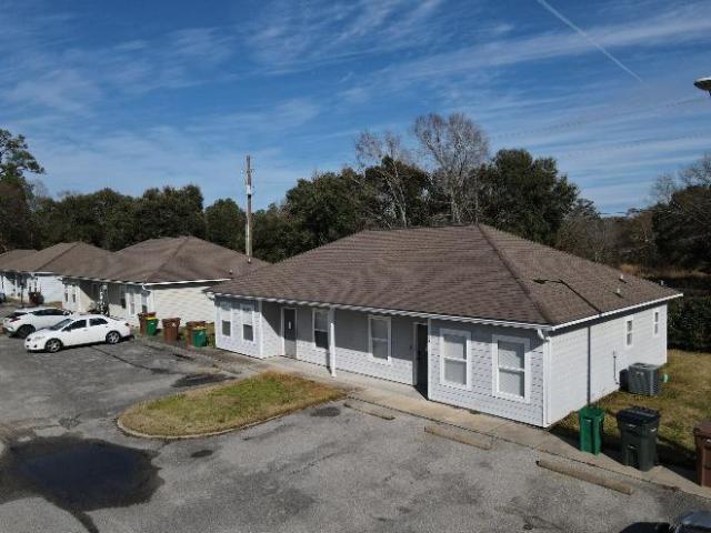 2 Br, 2 bath, Condo 14055 John Clark Road