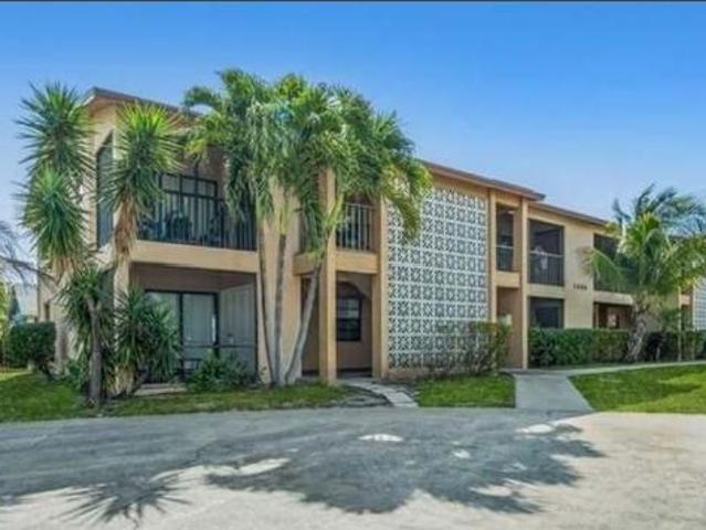 2 Br, 2 bath, Condo 1409 Lake Ave