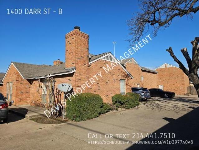 2 Br, 2 bath, Condo 1400 Darr St