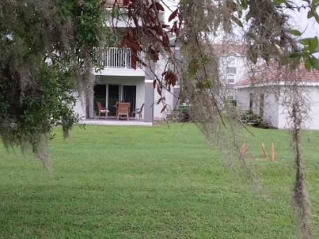 2 Br, 2 bath, Condo 14037 Fairway Island Dr