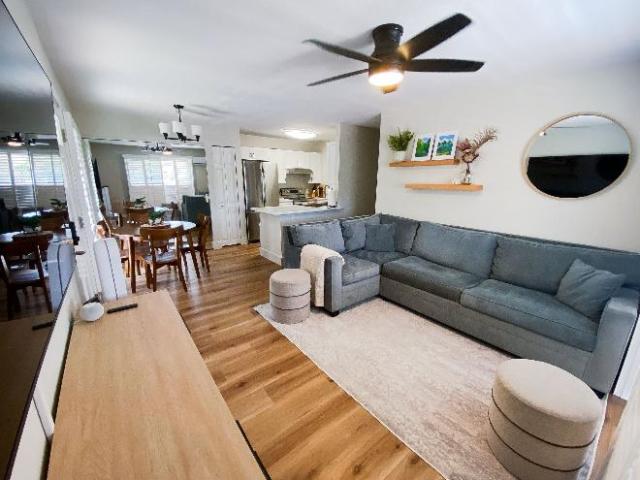 2 Br, 2 bath, Condo 140 Uwapo Rd
