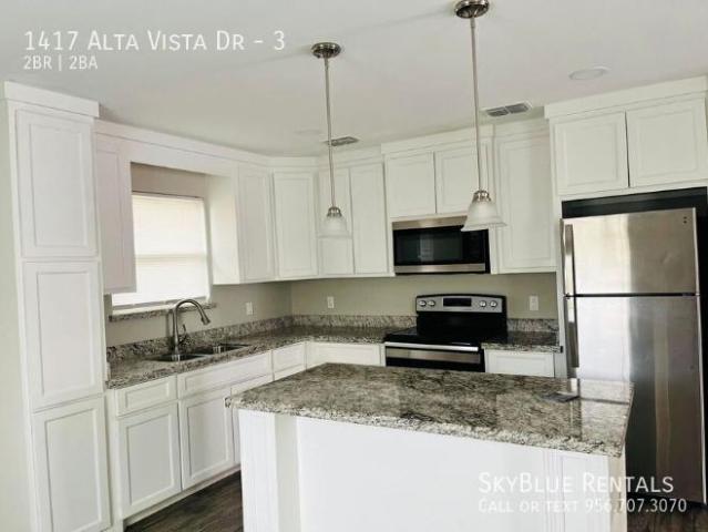 2 Br, 2 bath, Condo 1417 Alta Vista Dr
