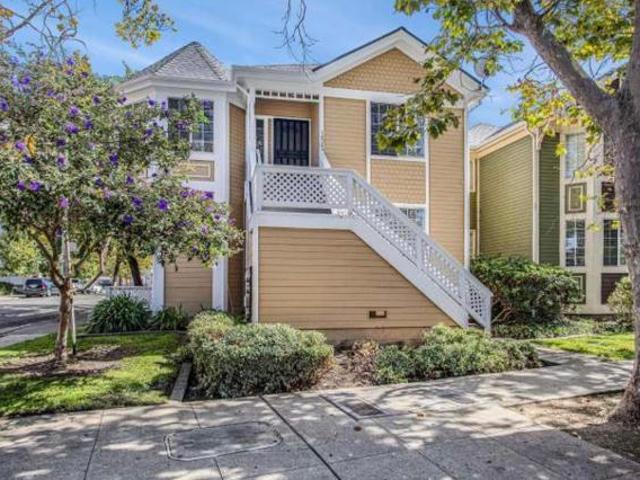 2 Br, 2 bath, Condo 1424 Market St
