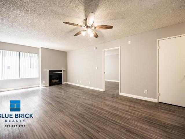 2 Br, 2 bath, Condo 14200 Victory Blvd