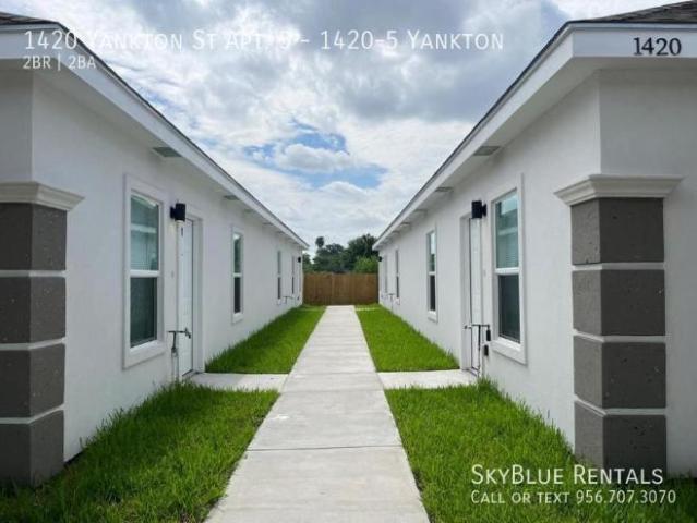 2 Br, 2 bath, Condo 1420 Yankton St
