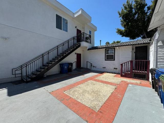 2 Br, 2 bath, Condo 14224 Friar St Unit 1