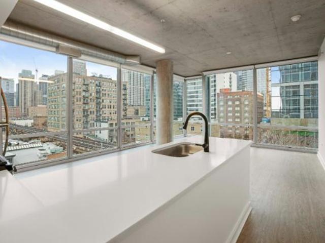 2 Br, 2 bath, Condo 1423 S State St