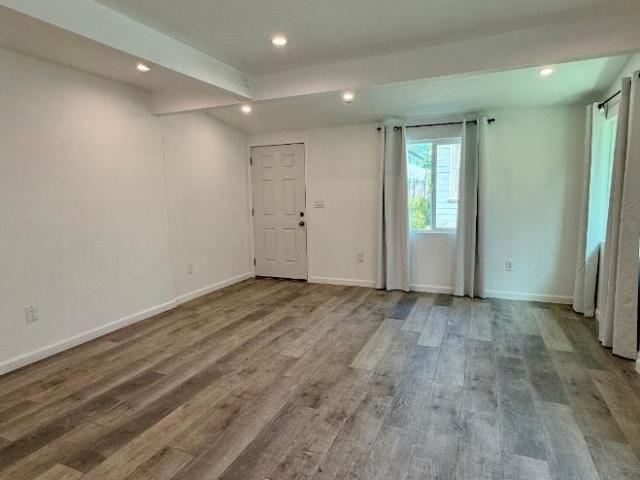 2 Br, 2 bath, Condo 1438 11th St