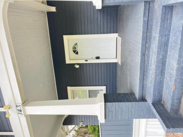 2 Br, 2 bath, Condo 143 N Stone St