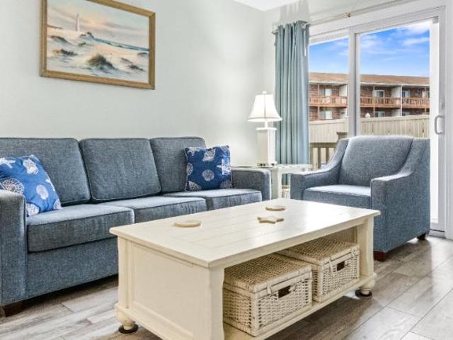 2 Br, 2 bath, Condo 14409 Lighthouse Ave