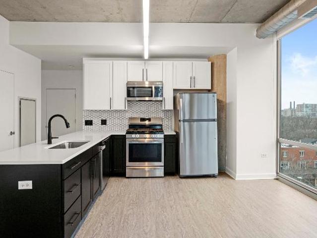 2 Br, 2 bath, Condo 1443 S State St