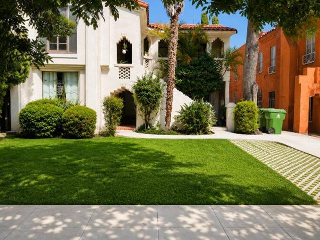 2 Br, 2 bath, Condo 1452 Sherbourne Dr