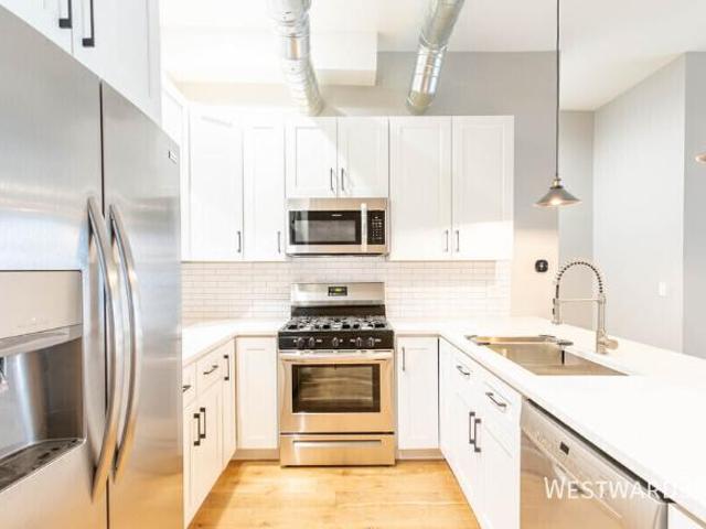 2 Br, 2 bath, Condo 1470 Webster