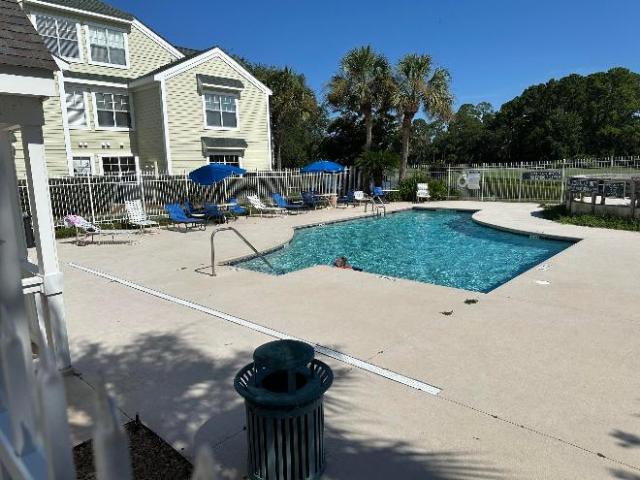 2 Br, 2 bath, Condo 14 Old South Ct