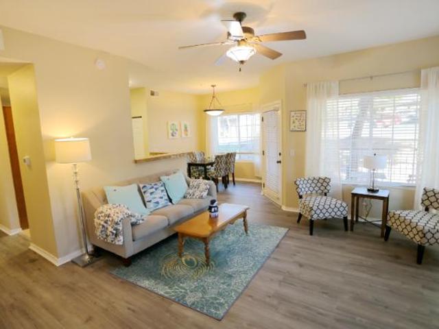 2 Br, 2 bath, Condo 1500 E Pusch Wilderness Dr
