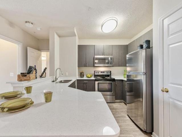 2 Br, 2 bath, Condo 1515 Manley Road