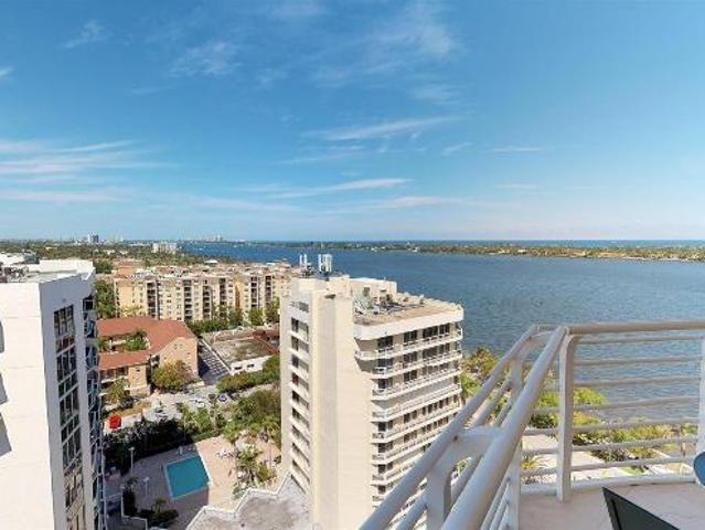 2 Br, 2 bath, Condo 1515 N Flagler Dr