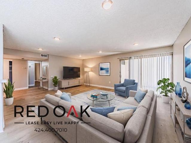 2 Br, 2 bath, Condo 15101 Magnolia Blvd