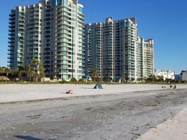 2 Br, 2 bath, Condo 1520 Gulf Blvd