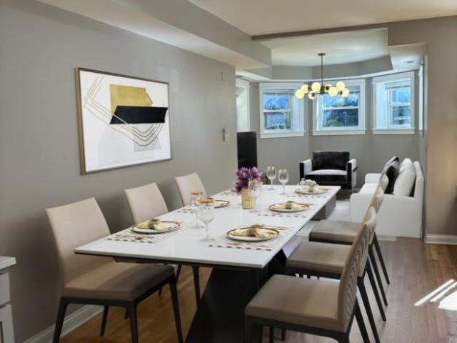 2 Br, 2 bath, Condo 1520 W Birchwood Av