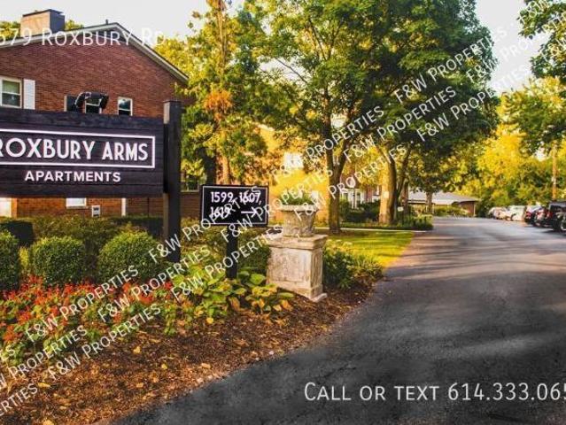 2 Br, 2 bath, Condo 1579 Roxbury Rd