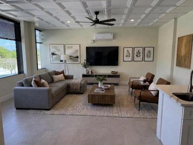 2 Br, 2 bath, Condo 15950 Bay Vista Drive
