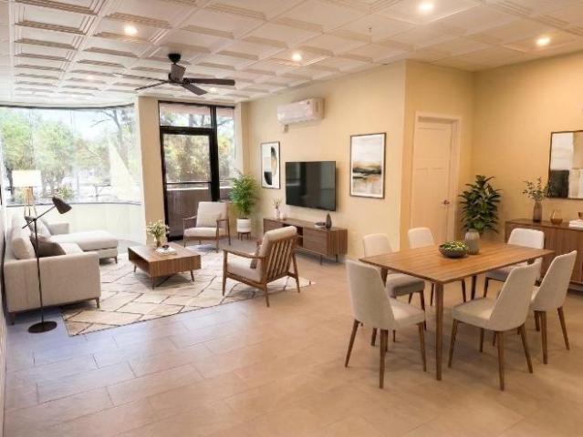 2 Br, 2 bath, Condo 15950 Bay Vista Drive