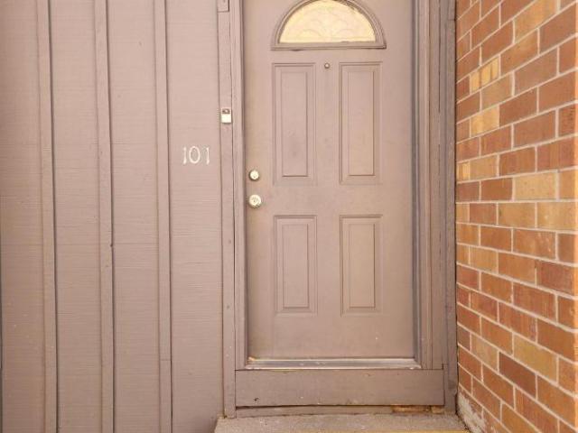 2 Br, 2 bath, Condo 1625 N Murray Blvd