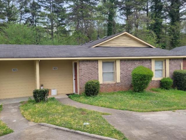 2 Br, 2 bath, Condo 1625 Riverside Trl NE