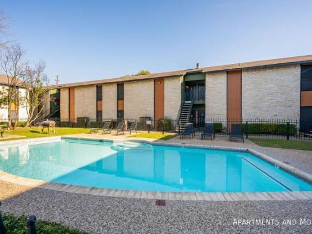2 Br, 2 bath, Condo 1623 Aquarena Springs Dr